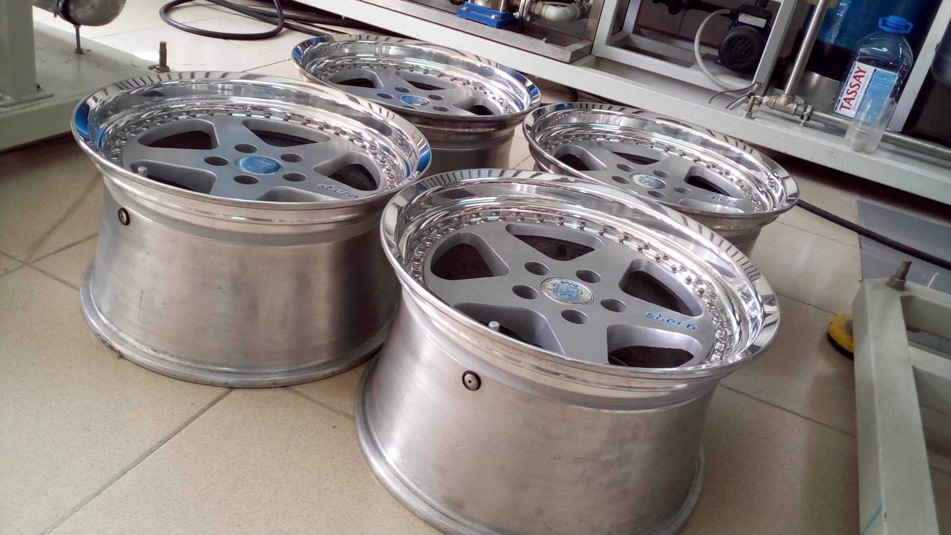 №74. Продам Stern Face 2, R17 — BMW 3 series Convertible (E46), 2,5 л ...