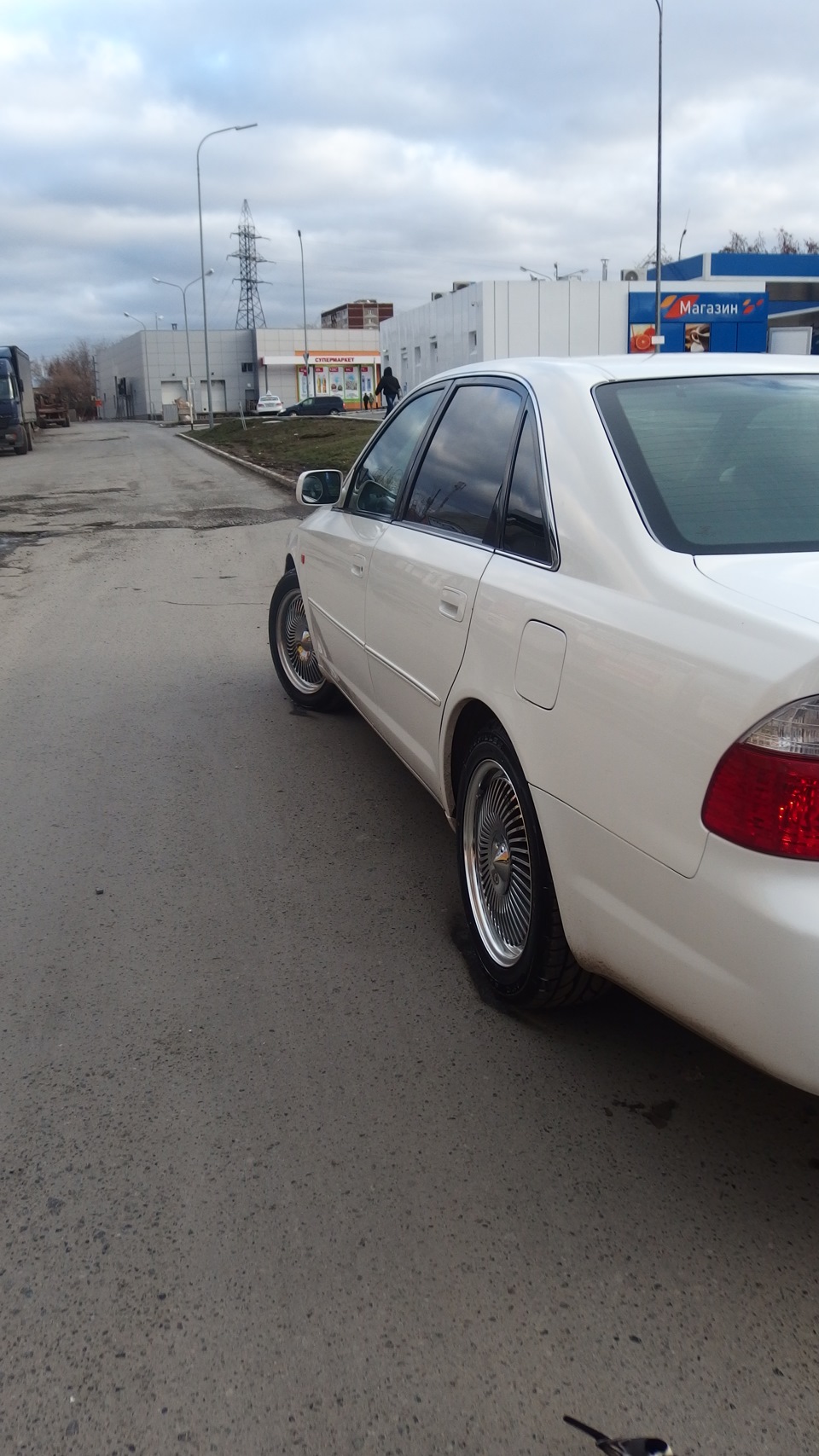 переобулся — Toyota Pronard, 3 л, 2002 года | колёсные диски | DRIVE2