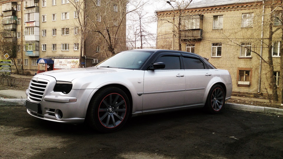 Закончил тюнинг крыши) — Chrysler 300C SRT8 (1G), 6,1 л, 2006 года | тюнинг | DRIVE2