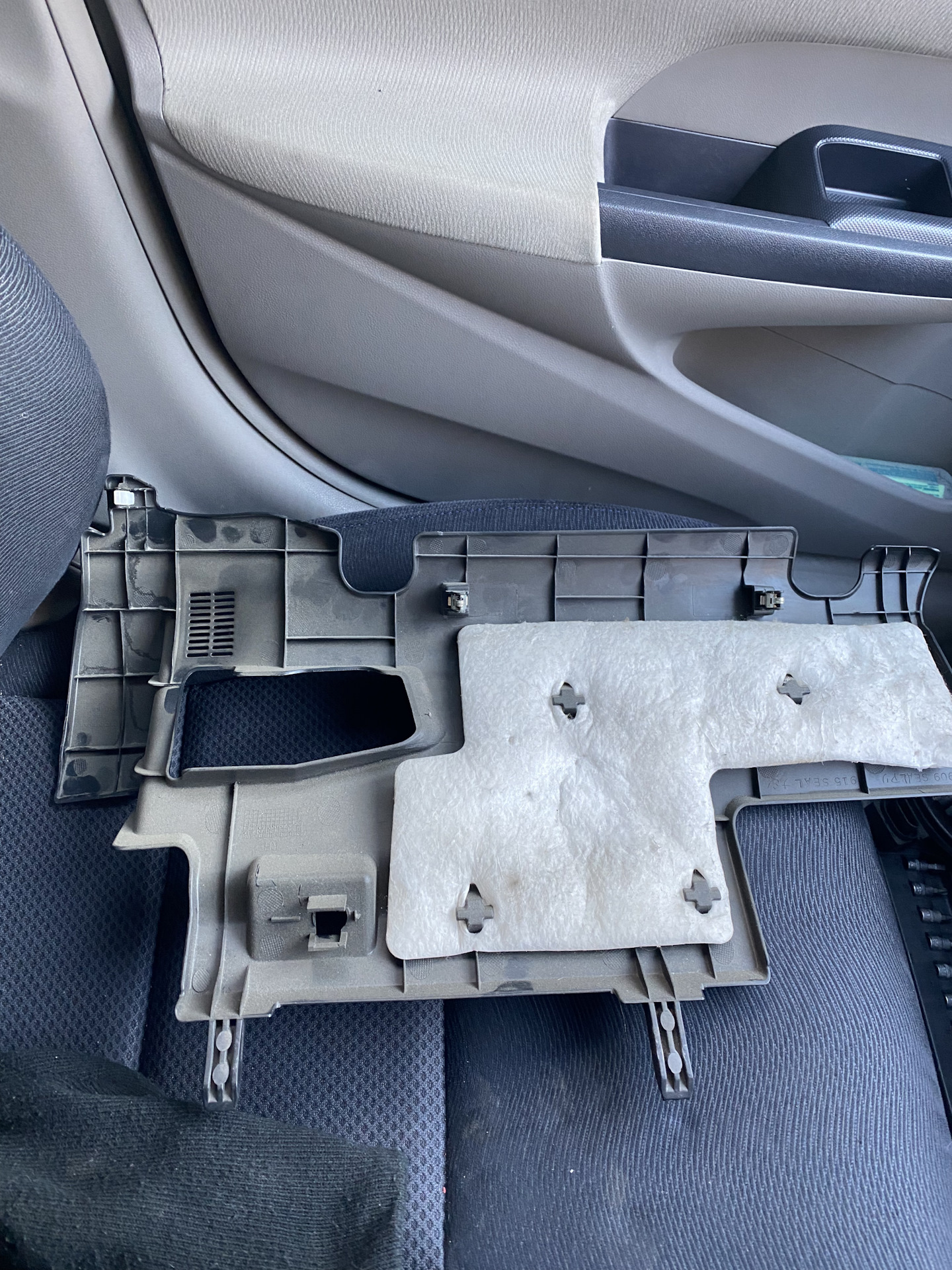 Замена моторчика печки — Honda Insight (2G), 1,3 л, 2009 года | поломка | DRIVE2