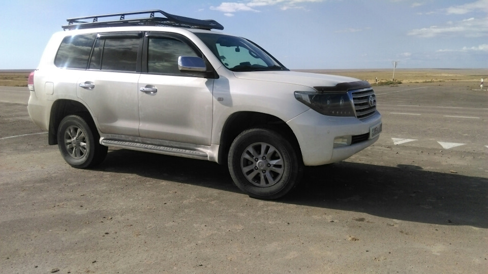 Бортжурнал Toyota Land Cruiser 200 family bus