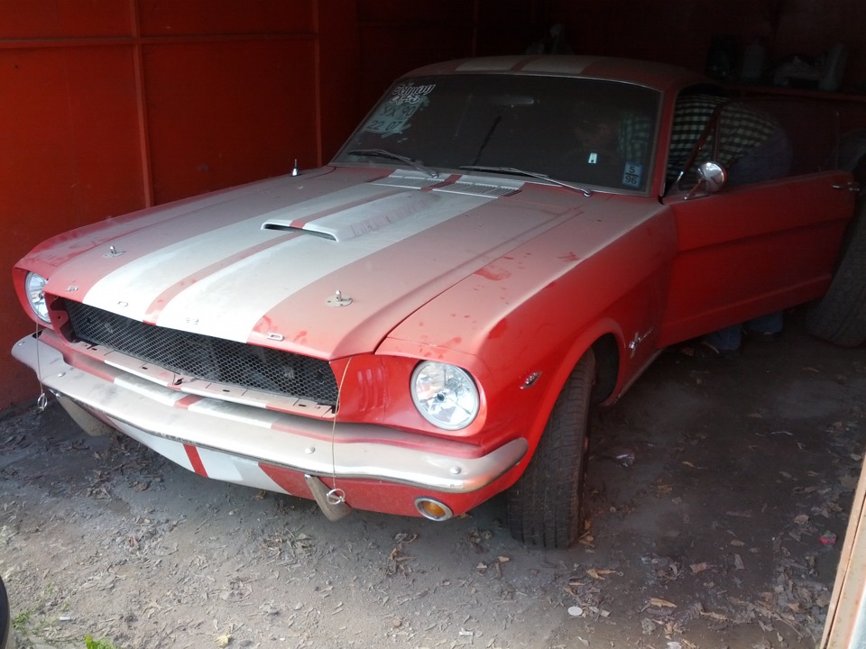 Заехал к другу проведать Mustang 65-го — Pontiac Firebird (3G), 5 л ...