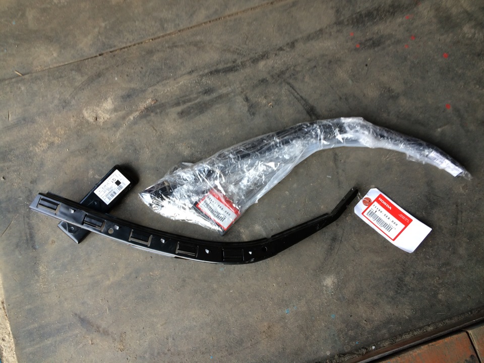 Полировка фар, упоры кронштейнов бампера — Honda Accord (7G), 2,4 л ...