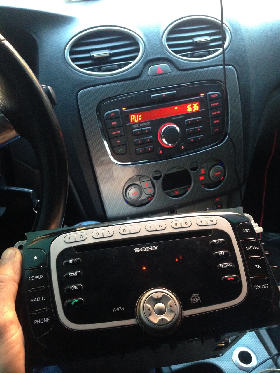 Аксессуары ч.3 SONY->6000CD — Ford Focus Hatchback II, 2 л, 2008 года ...