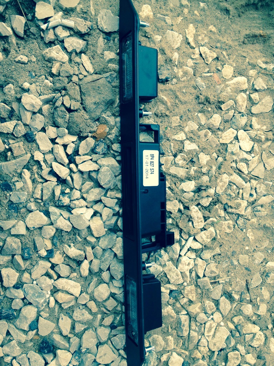 8P4827574 Подсветка номера Audi A3 VAG | Запчасти на DRIVE2