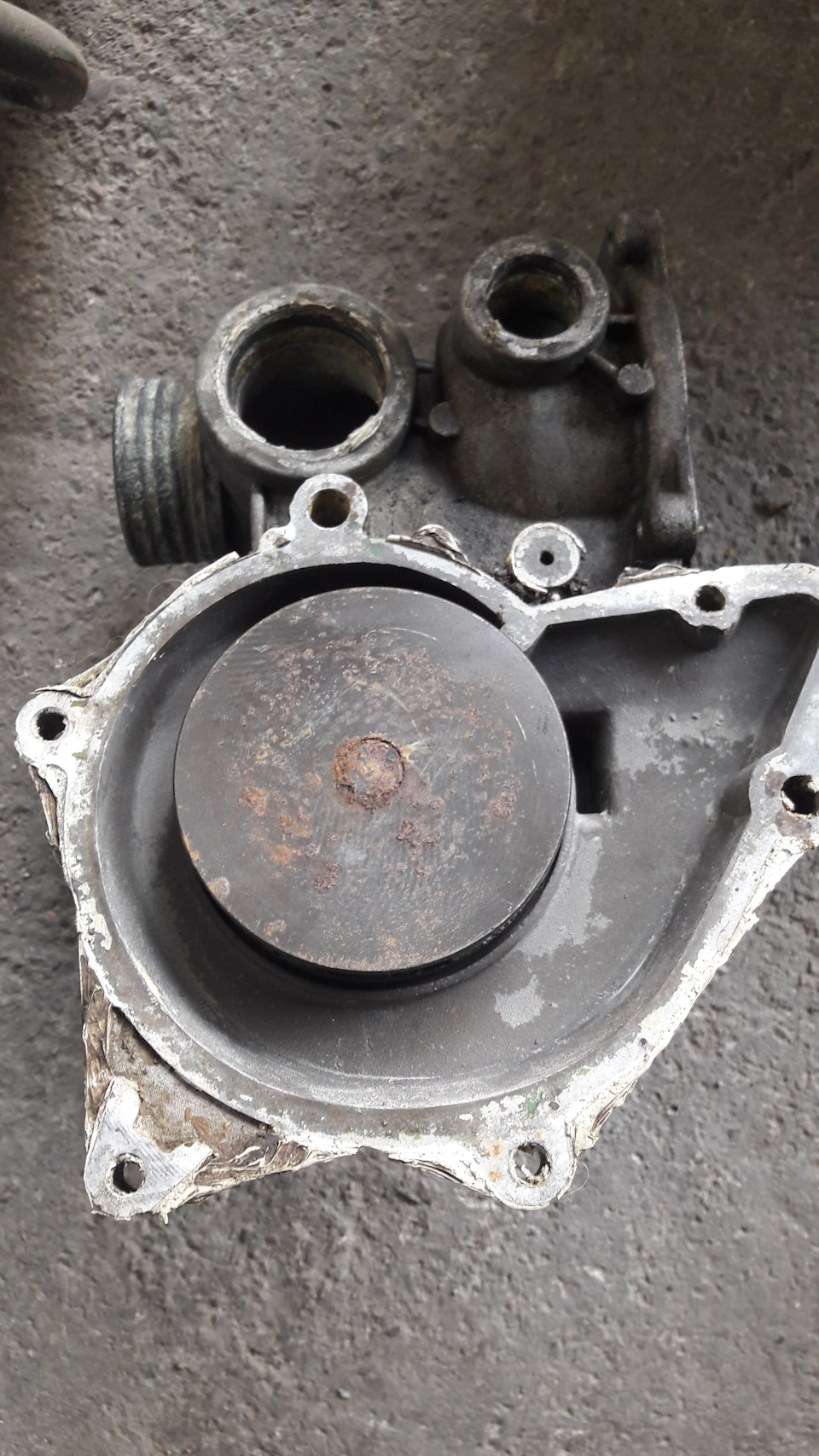 Течь антифриза — BMW 7 series (E38), 4 л., 1995 года | своими руками ...