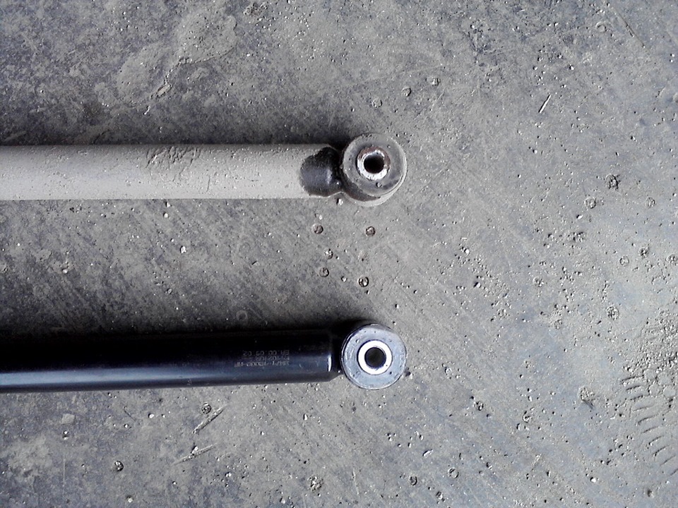 Замена задних аммортизаторов — Mazda Verisa, 1,5 л, 2009 года ...