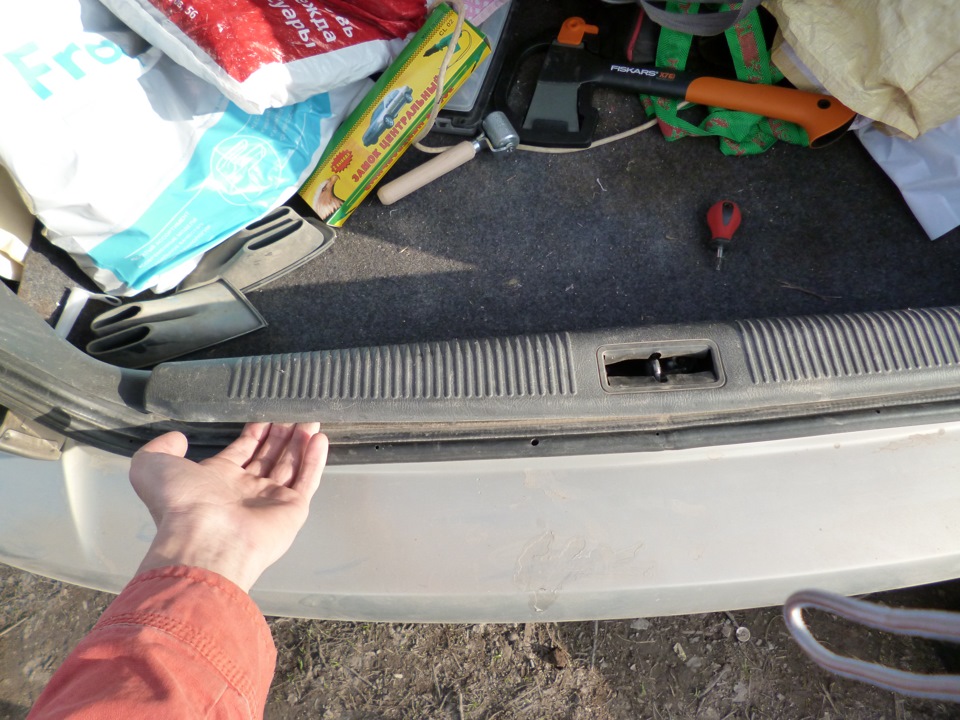 багажник с кнопки — Hyundai Accent (2G), 1,5 л, 2007 года | электроника ...