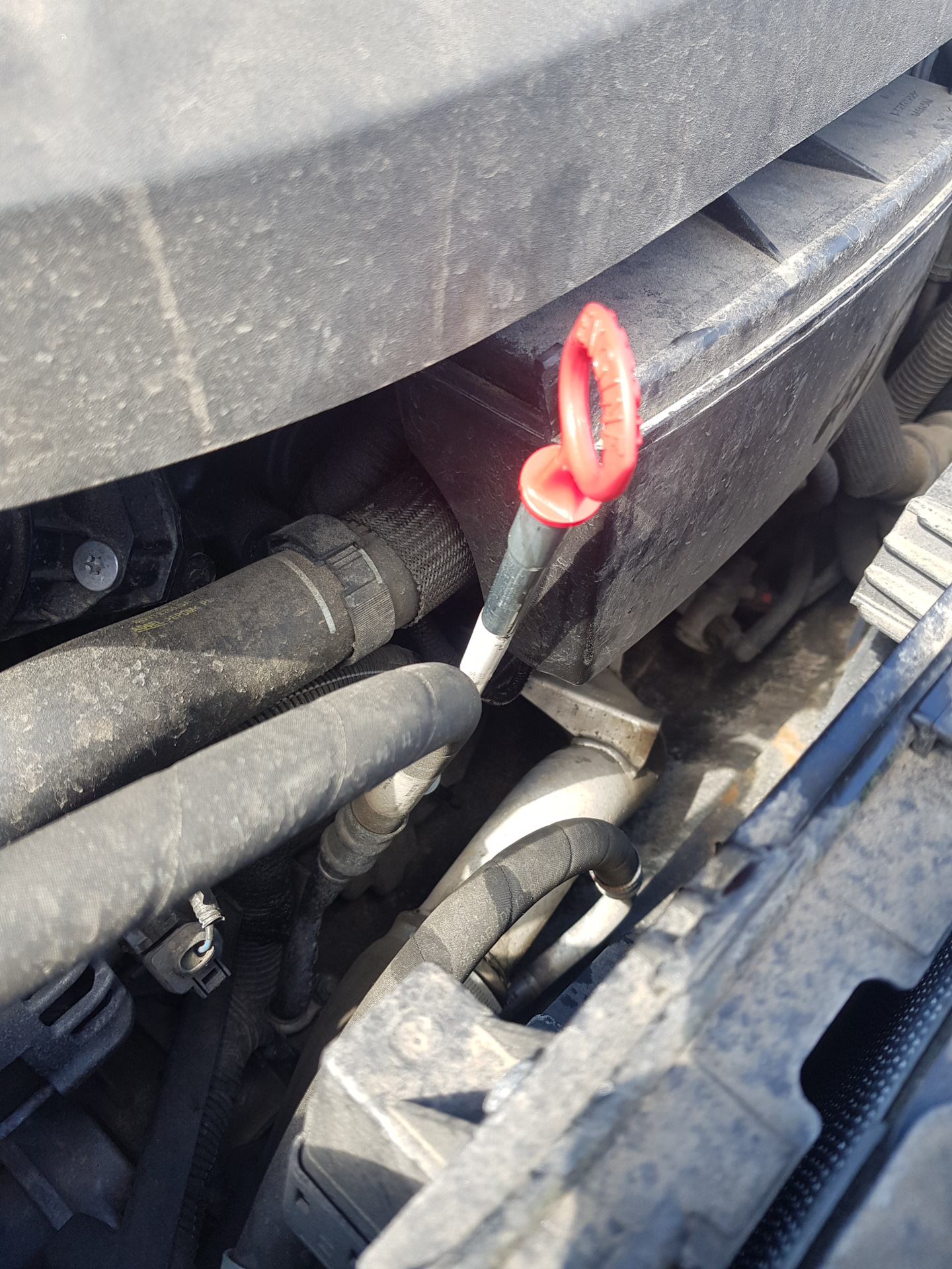 Установка масленного щупа на Volvo XC60 D5244T15 — DRIVE2