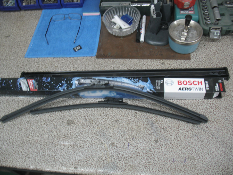 Дворняжки для окошка — Citroen C5 (2G), 2 л, 2009 года | запчасти | DRIVE2