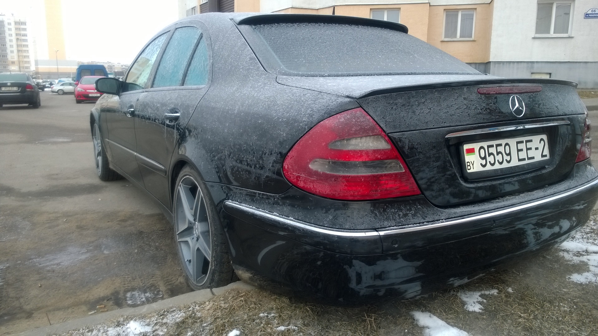 Все как всегда!Поставил летнюю резину, как резко пришла зима ...