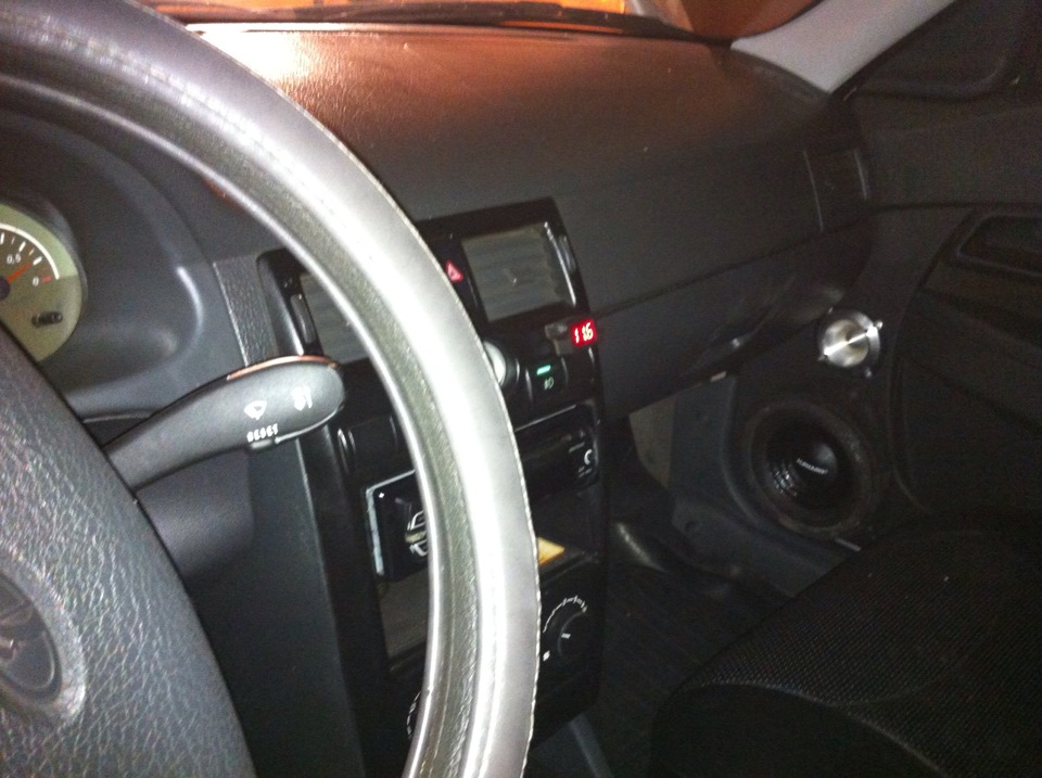 Туманки, будь они не ладны — Lada Приора седан, 1,6 л, 2007 года ...