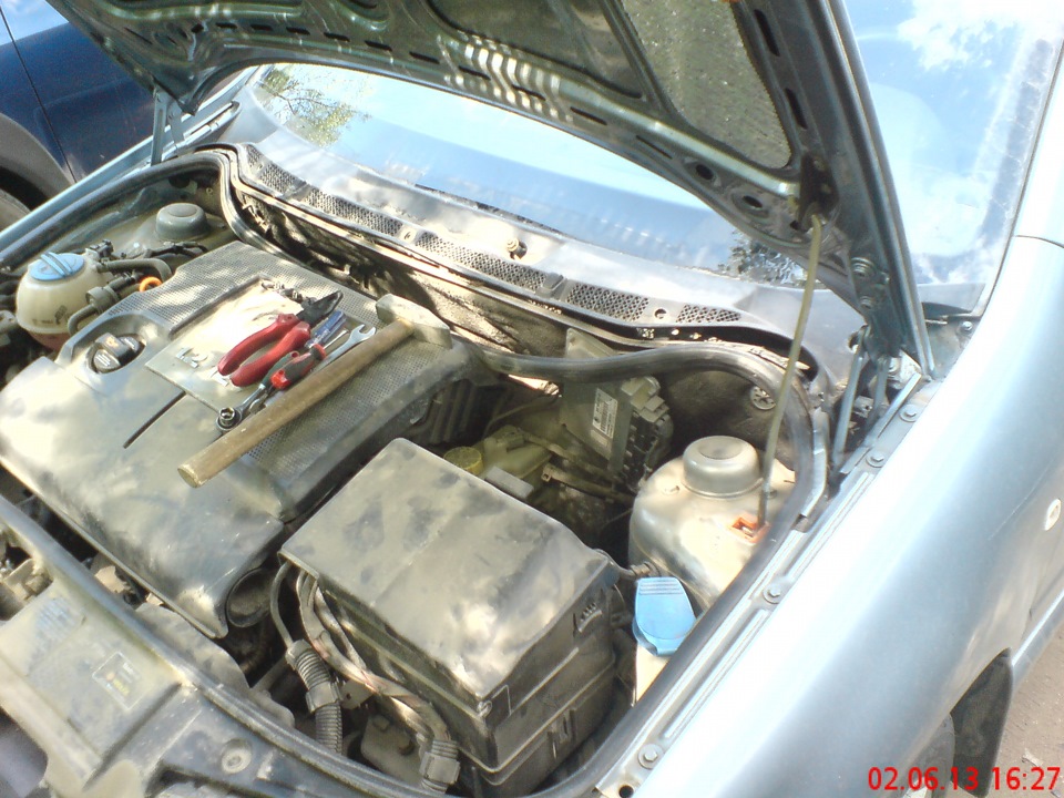 Чистка водостоков. — Skoda Fabia Mk1, 1,2 л, 2005 года | своими руками ...