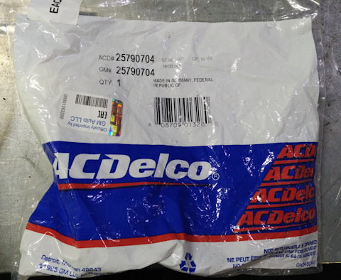 25790704 ФИТИНГ ШЛАНГА СТЕКЛООМЫВАТЕЛЯ GM | Запчасти на DRIVE2