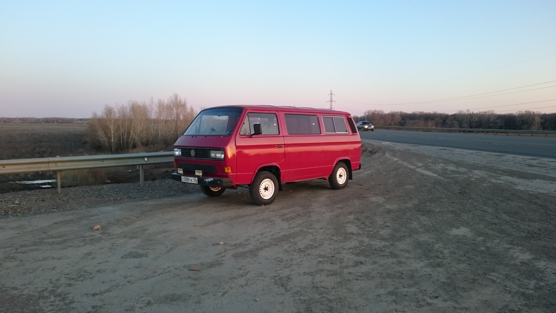 Вот такие мы сейчас — Volkswagen Transporter T3, 1,9 л, 1987 года ...