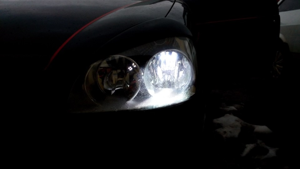 Ксенон 6000к в ближний :)_ — Lada Приора хэтчбек, 1,6 л, 2010 года ...