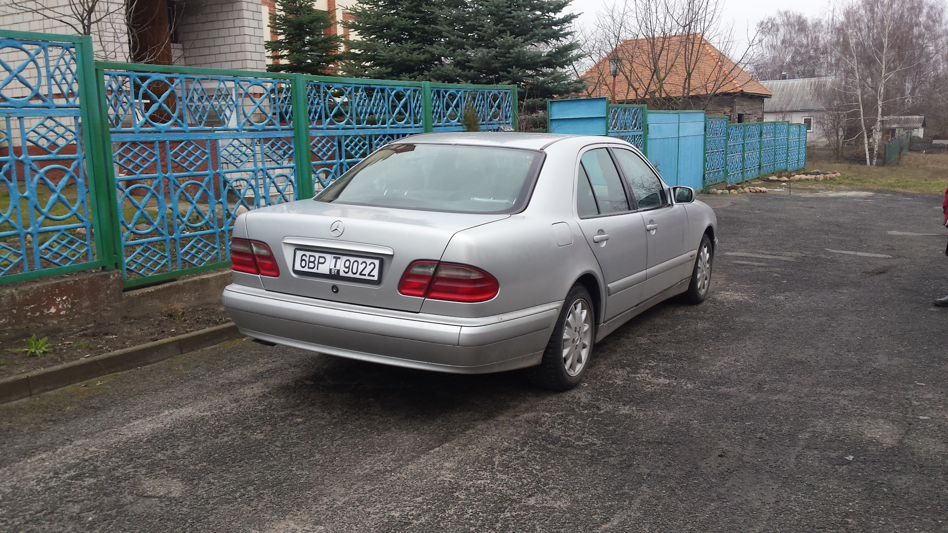 1. Покупка Лупатика — Mercedes-Benz E-Class (W210), 2,2 л, 2000 года | покупка машины | DRIVE2