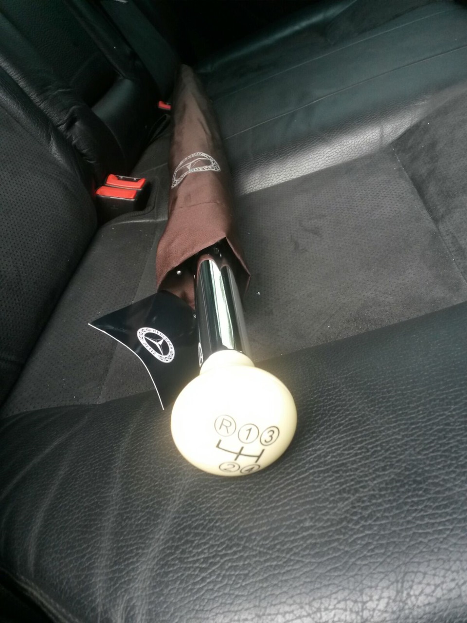 Вот тут на осень запасся. — Mercedes-Benz S-Class (W116), 3,5 л, 1980 ...