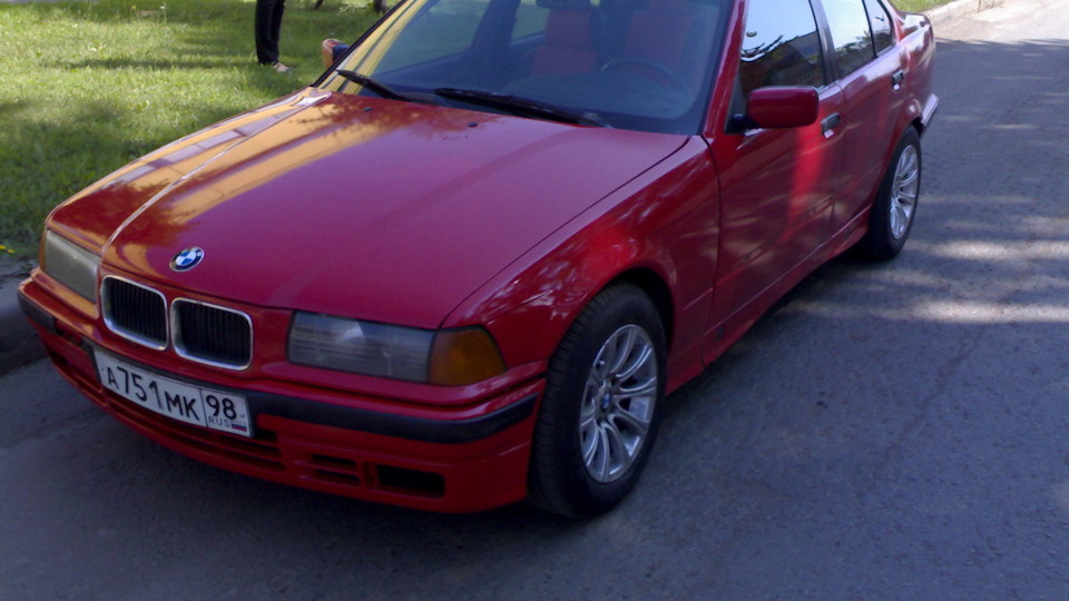 Bmw 3 Series E36 1 8 бензиновый 1992 1 8 на Drive2