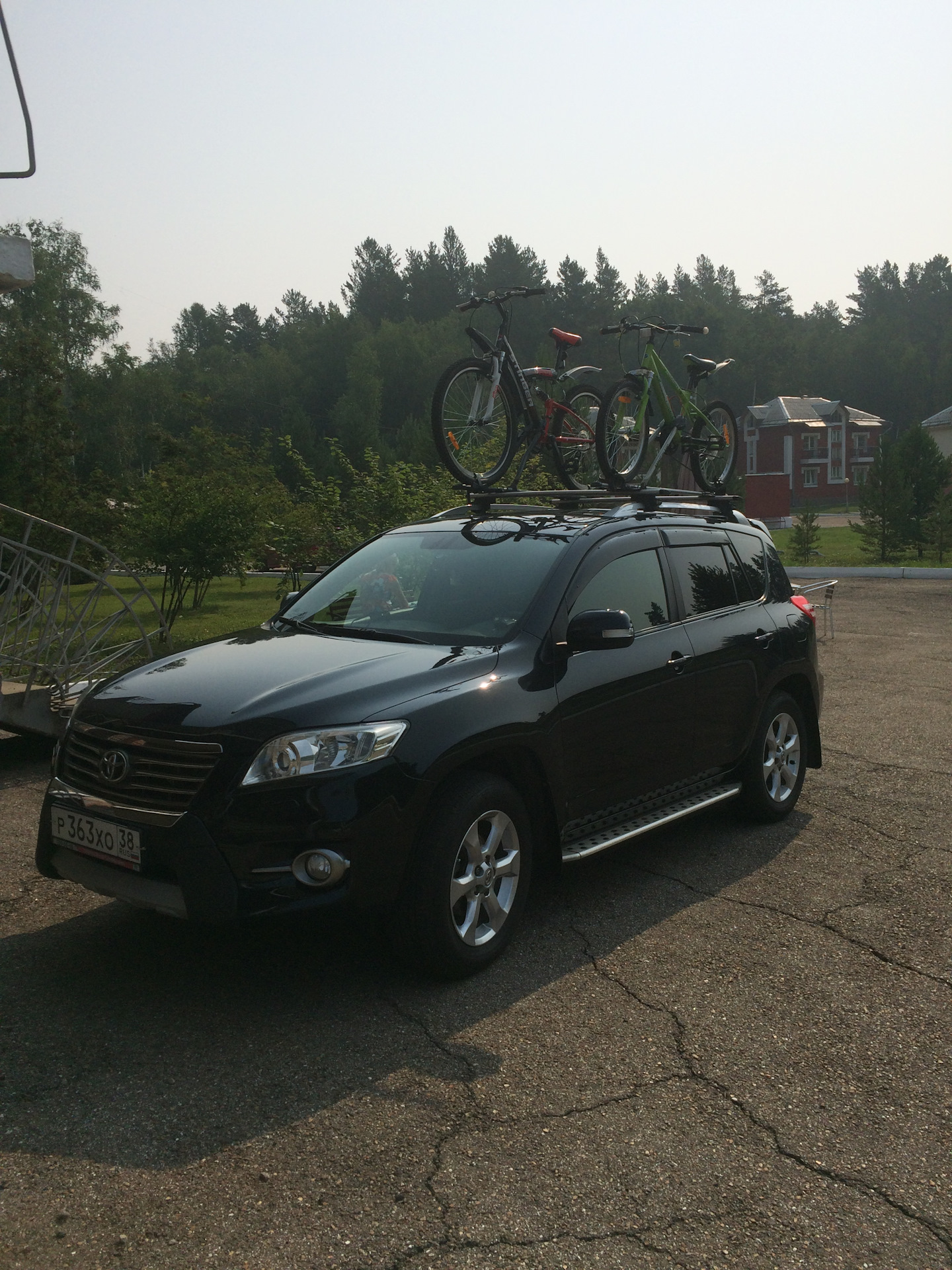 Купил Багажник THULE — Toyota RAV4 (III), 2 л, 2010 года | аксессуары ...