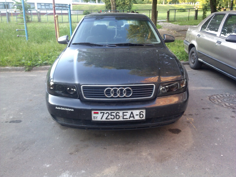 Вот наконец таки руки дошли заменить фары. — Audi A4 (B5), 1,6 л, 1995 ...