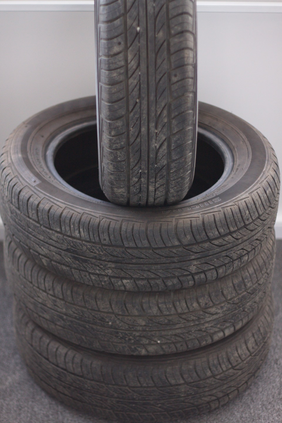 Продам летнюю резину 175/65/14 Falken Sincera SN 828 — Toyota Funcargo ...