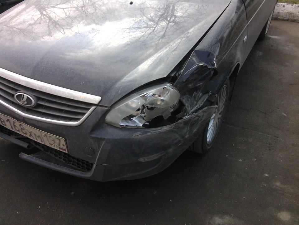 Ударился на мкаде — Lada Приора седан, 1,6 л, 2012 года | ДТП | DRIVE2