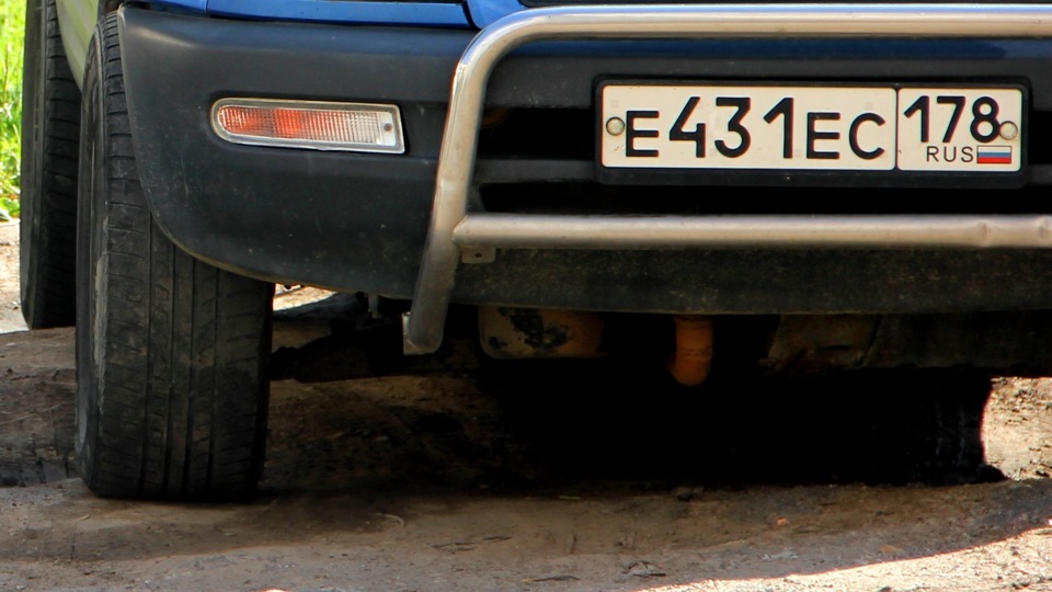 32. Пыльник двигателя — Toyota RAV4 (I), 2 л, 1995 года | своими руками ...