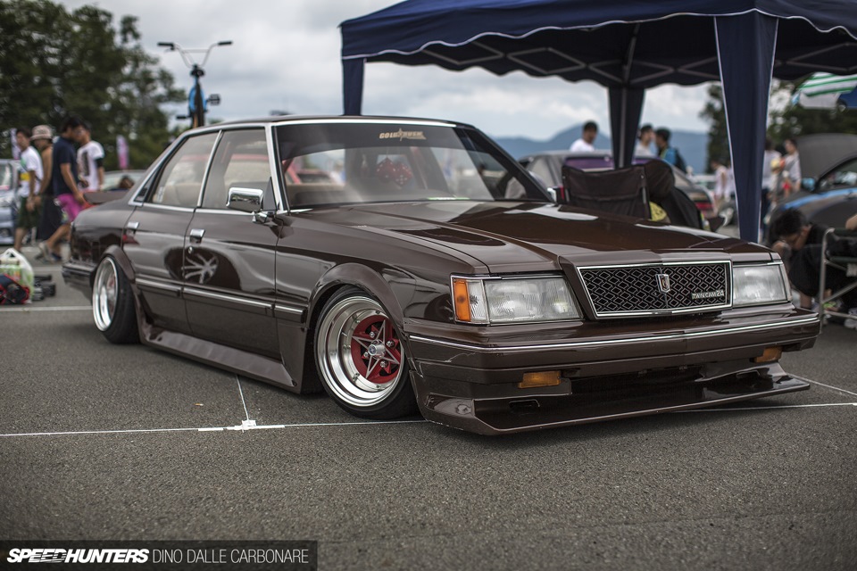 В этом стиле буду двигаться — Nissan Laurel (C31), 2 л, 1982 года ...