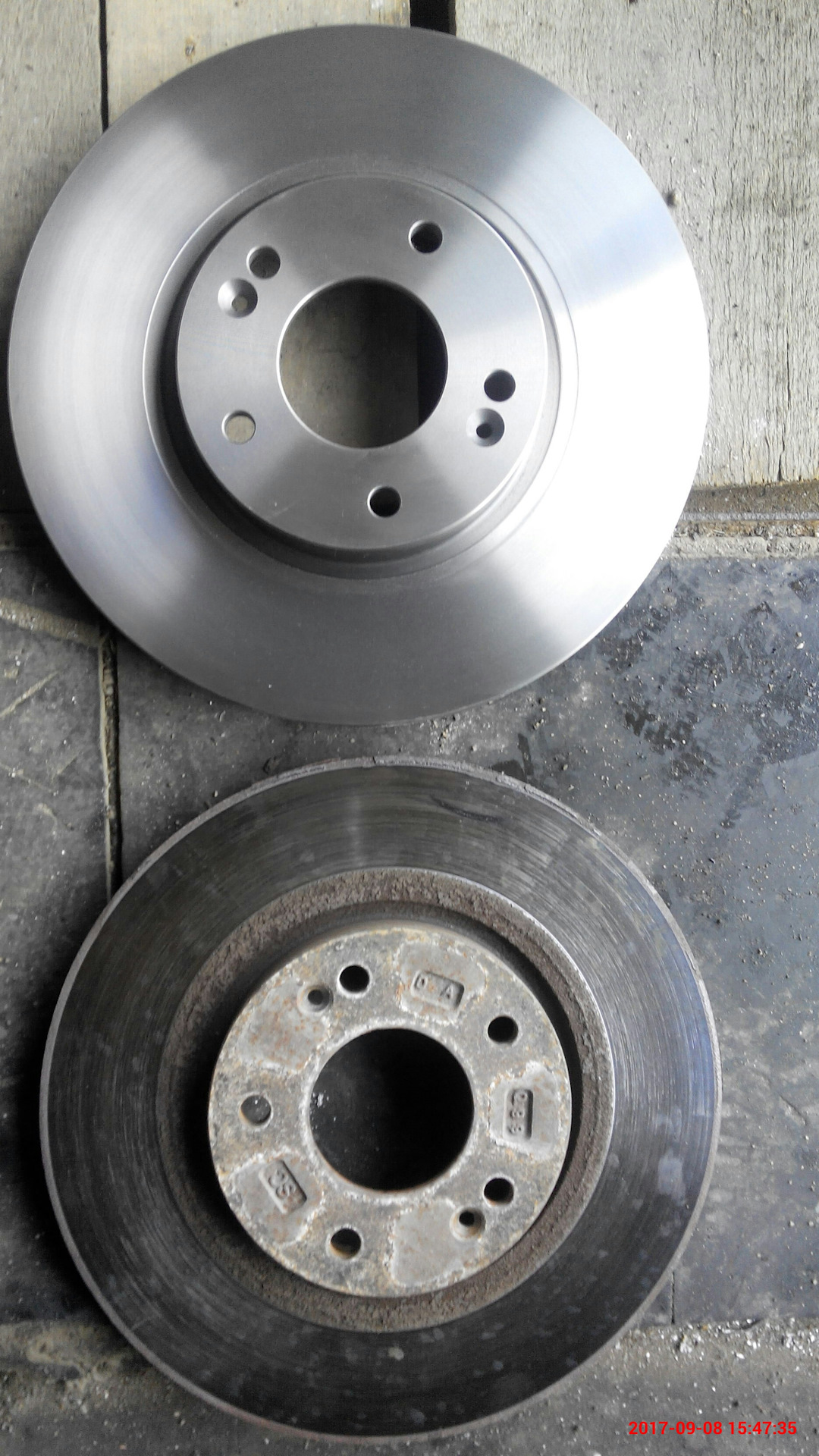 Замена передних тормозных дисков — Hyundai Tucson (JM), 2,7 л, 2008 ...