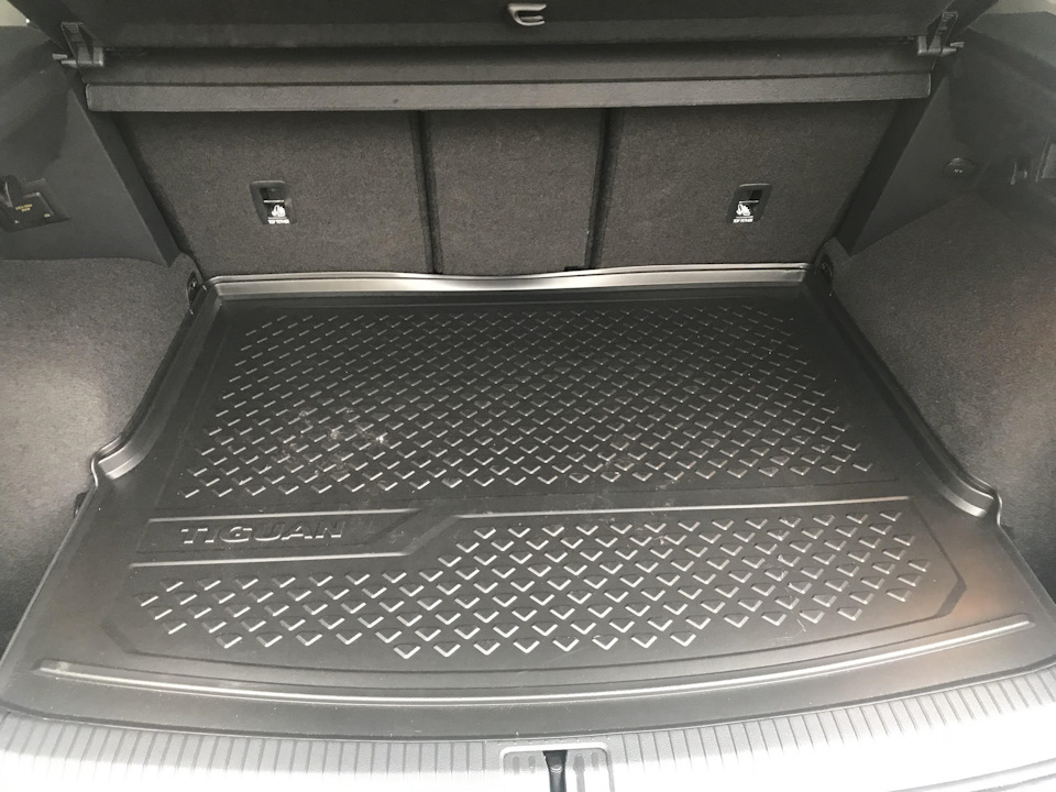 Ковер в багажник — Volkswagen Tiguan (2G), 2 л, 2018 года | аксессуары ...