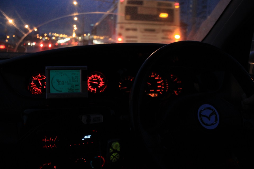 Defi bf boost + oil press — Daihatsu Yrv, 1,3 л, 2003 года ...