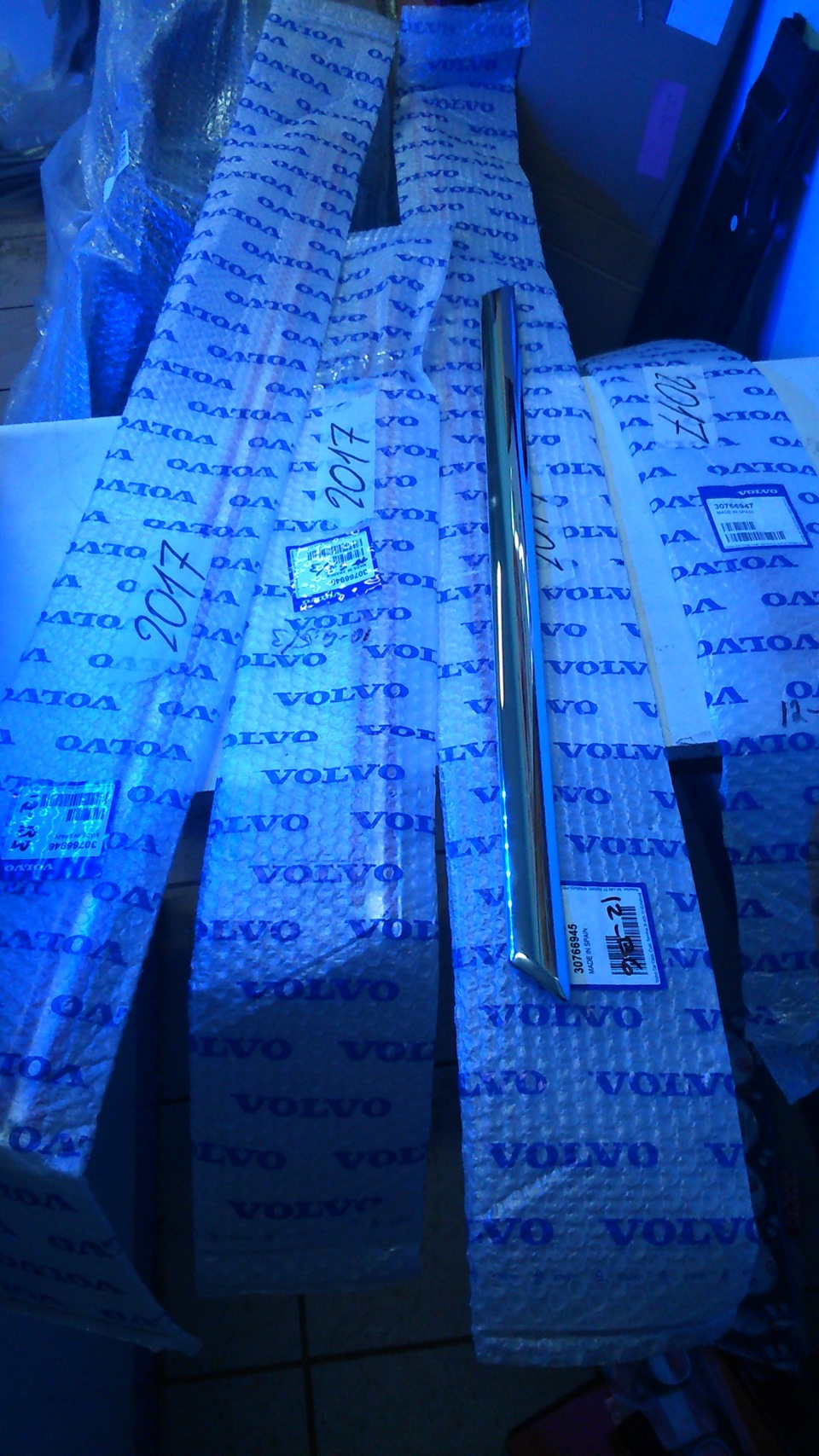 Хромированные молдинги. — Volvo S80 (2G), 3,2 л, 2008 года | стайлинг ...