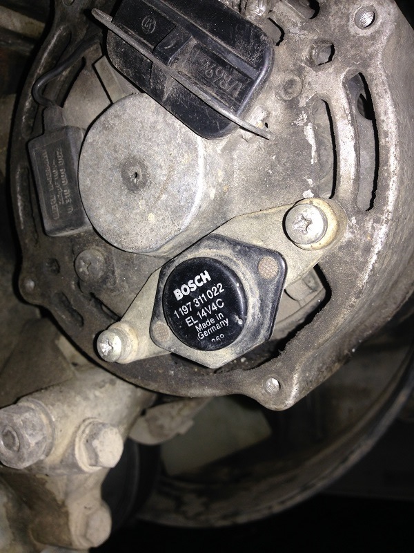 Gena отключил свет и хочет денег! — Mercedes-Benz E-class (W124), 2 л ...