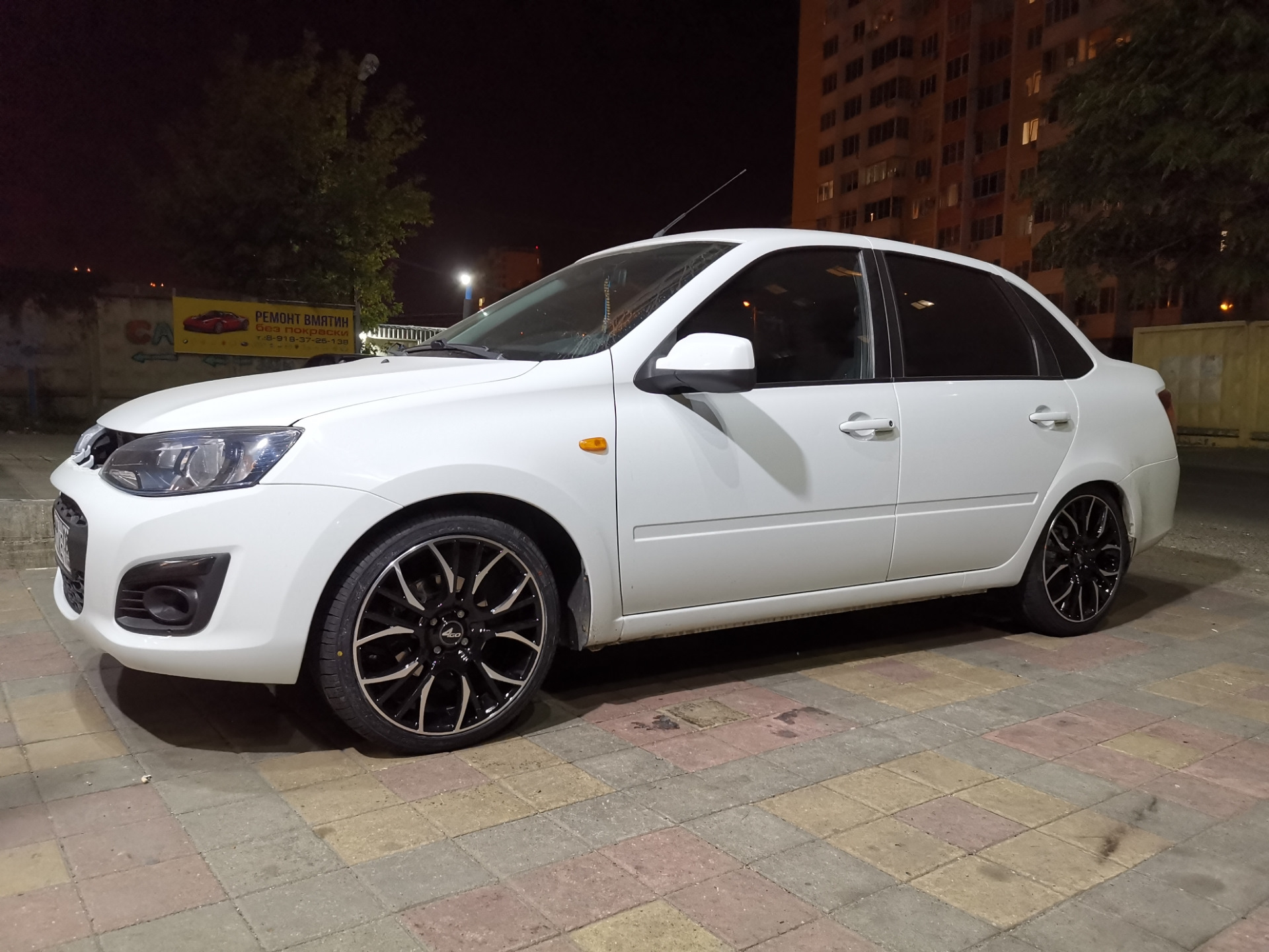 Гранта на R17 205/40 реплики KIA Ceed GT — Lada Гранта (1G), 1,6 л ...