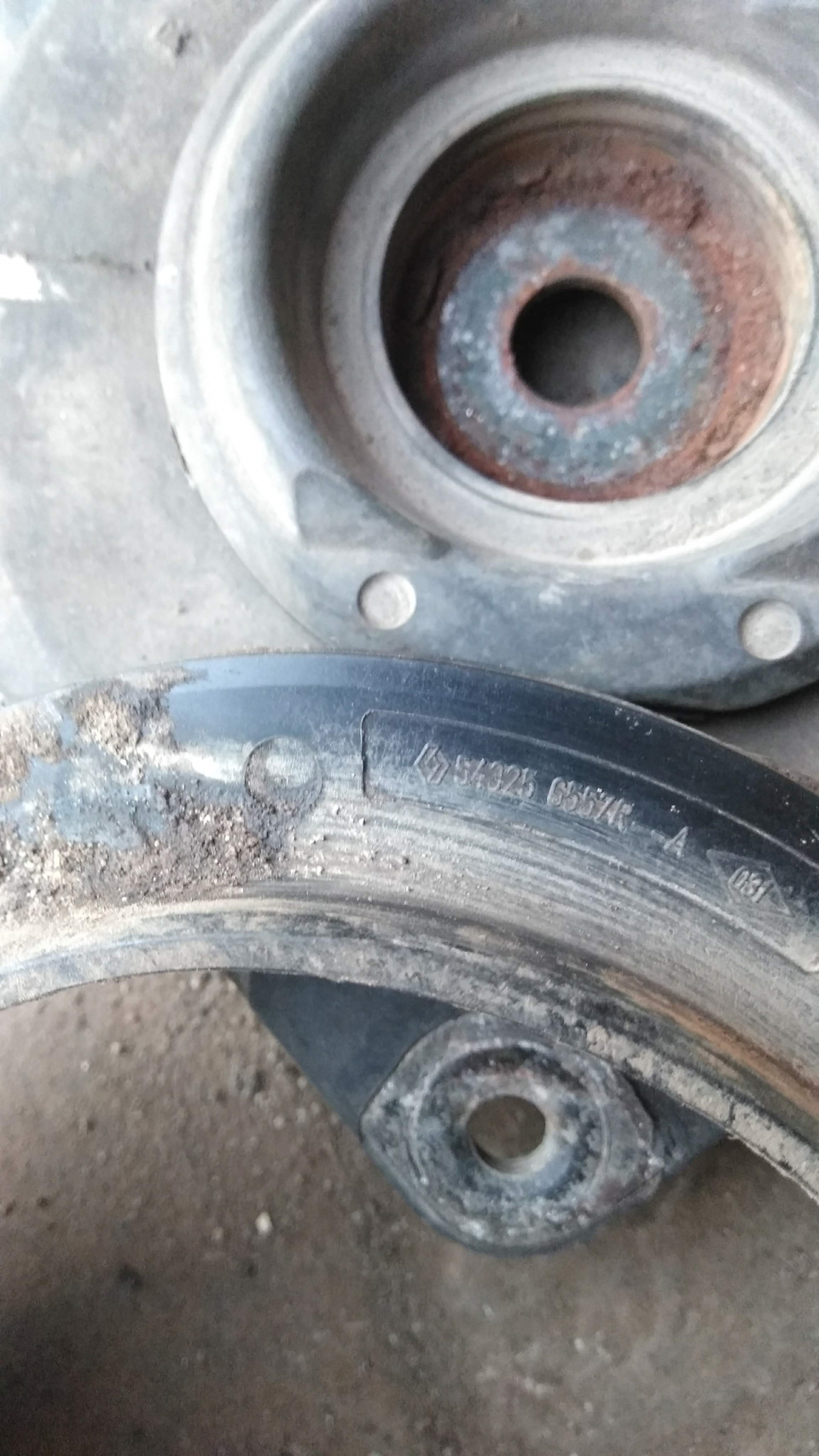 543256557R Подшипник опорный RENAULT | Запчасти на DRIVE2