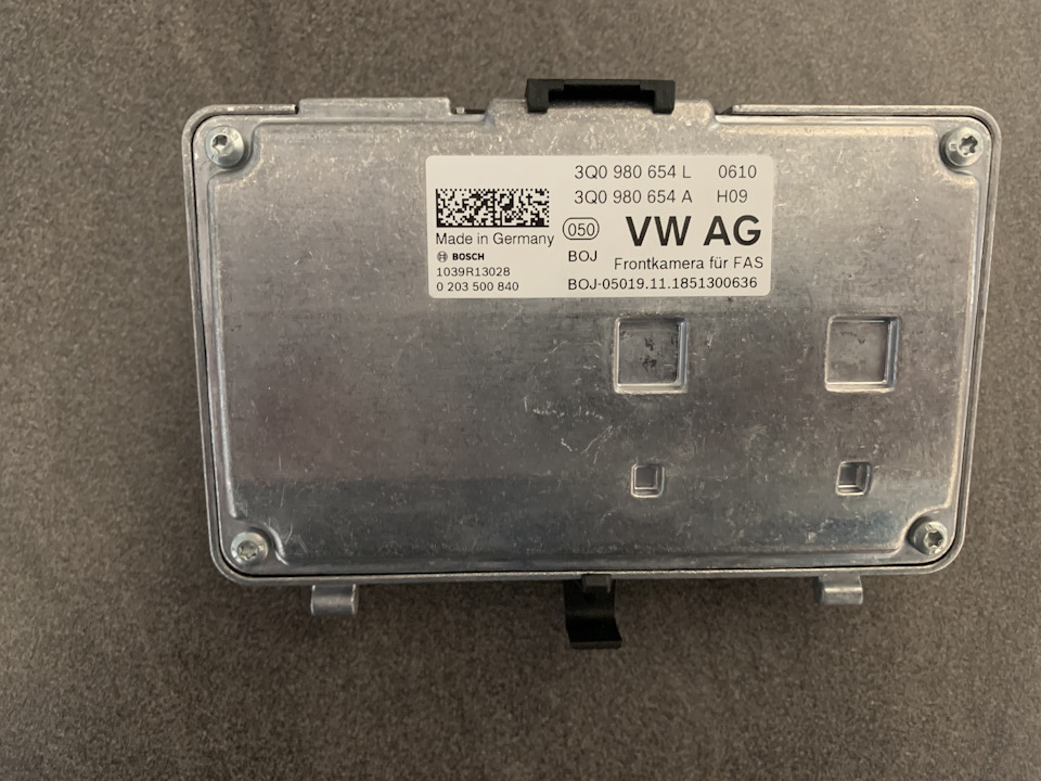 Камера Lane Assist, Sign assist + FLA/DLA — Volkswagen Jetta VI, 1,4 л ...