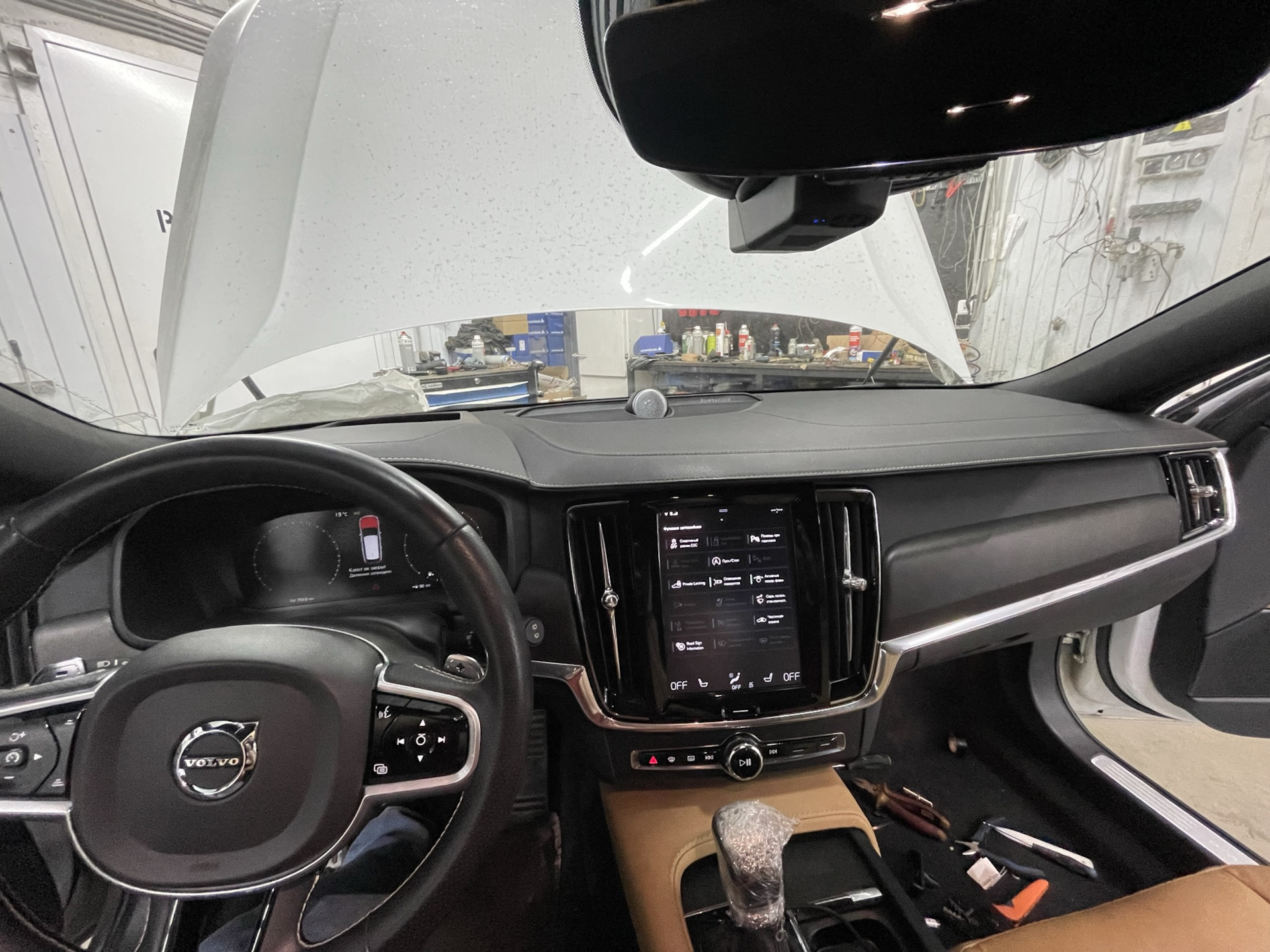 Новая панель + HUD — Volvo V90 Cross Country, 2 л, 2018 года | аксессуары | DRIVE2