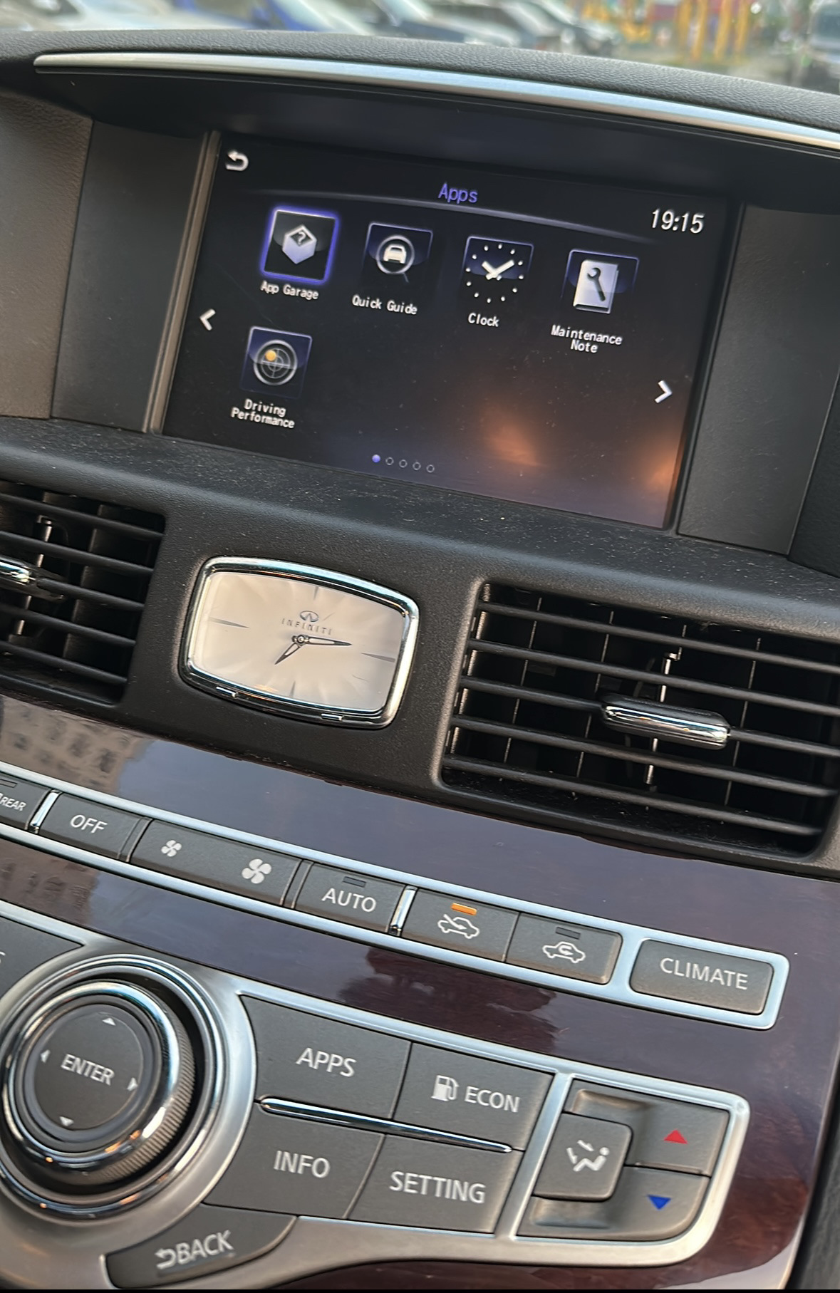 CarPlay — Infiniti Q70, 3,7 л, 2018 года | видео | DRIVE2