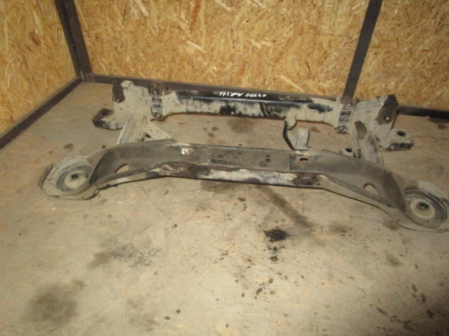Балка задняя Ford Focus I 1998-2004 Ford Focus I 1998-2004 (СЕДАН ...