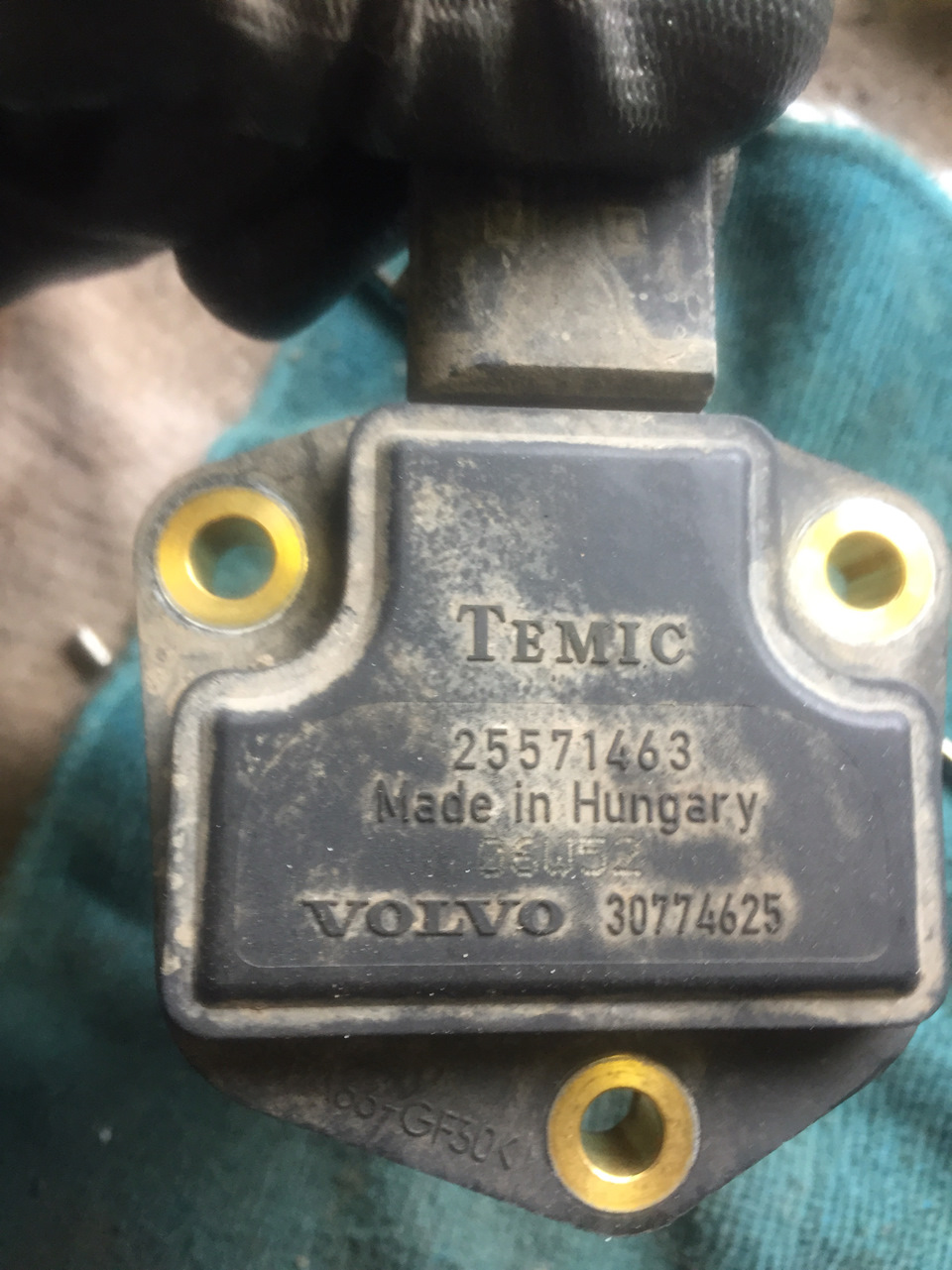 30774625 Датчик уровня масла Volvo | Запчасти на DRIVE2