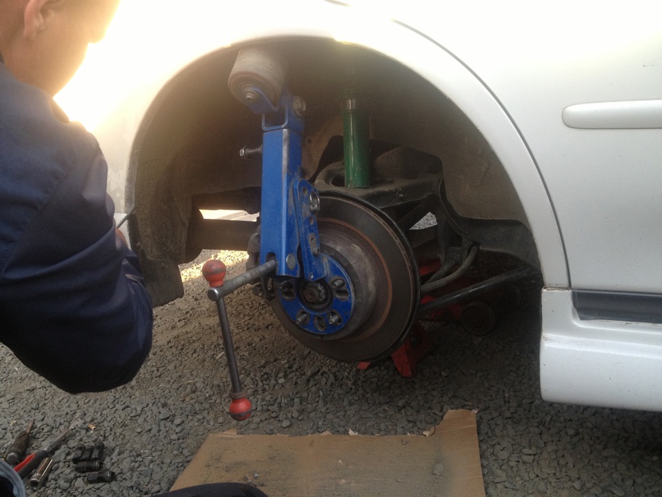 Одел диски Work XT-7, резина, раскатка арок и минусовой развал (-2х4 ...