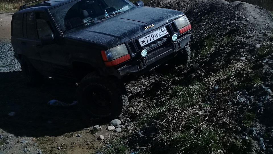 46RH — Jeep Grand Cherokee (ZJ), 5,2 л, 1993 года | наблюдение | DRIVE2