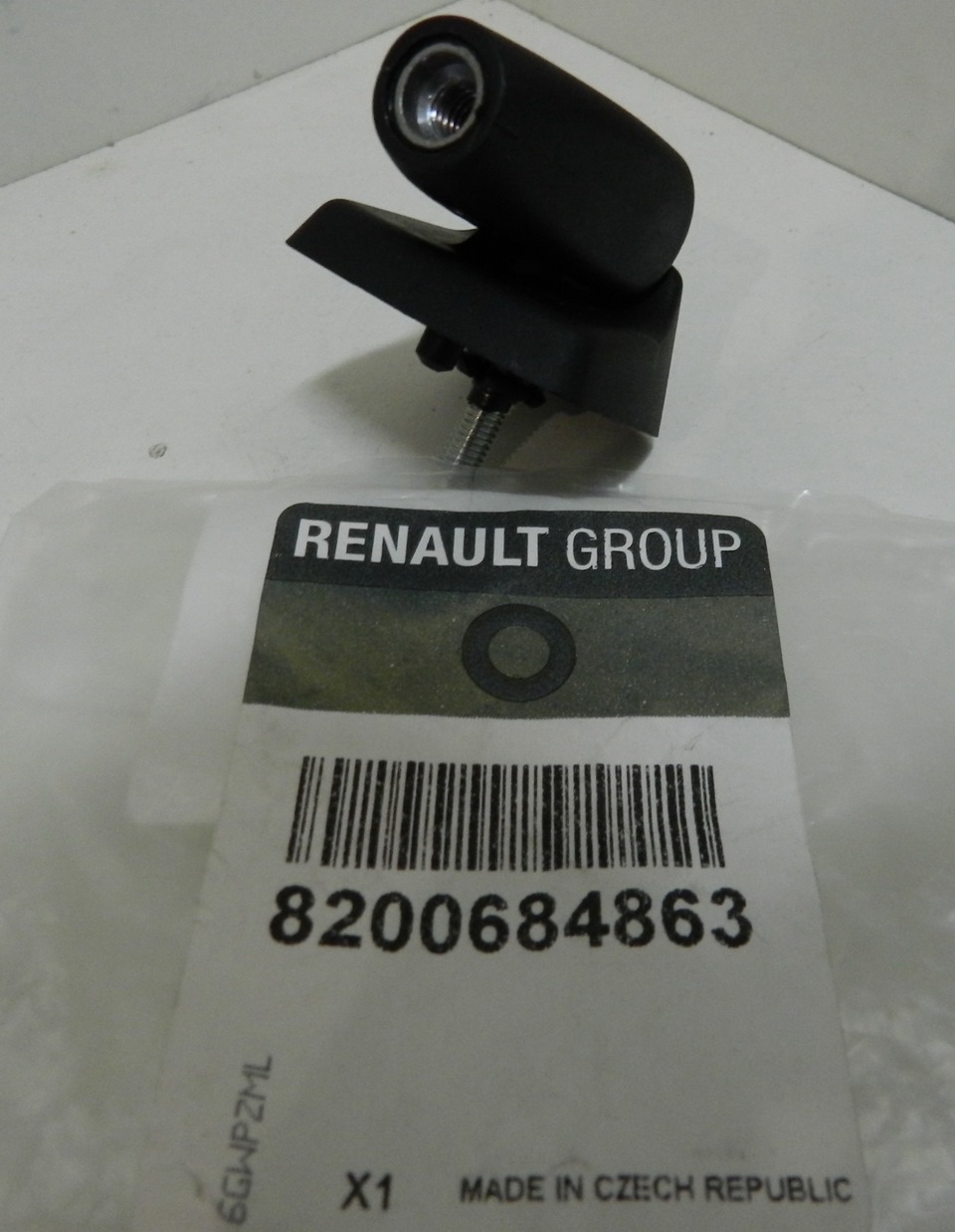 Антенна. Штифт дверной петли. — Renault 19, 2 л, 1994 года | своими ...