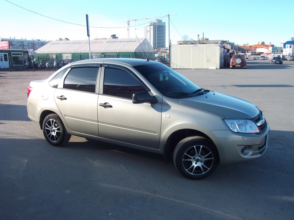 Кама-не, не видел! Привет Michelin) — Lada Гранта (1G), 1,6 л, 2012 ...