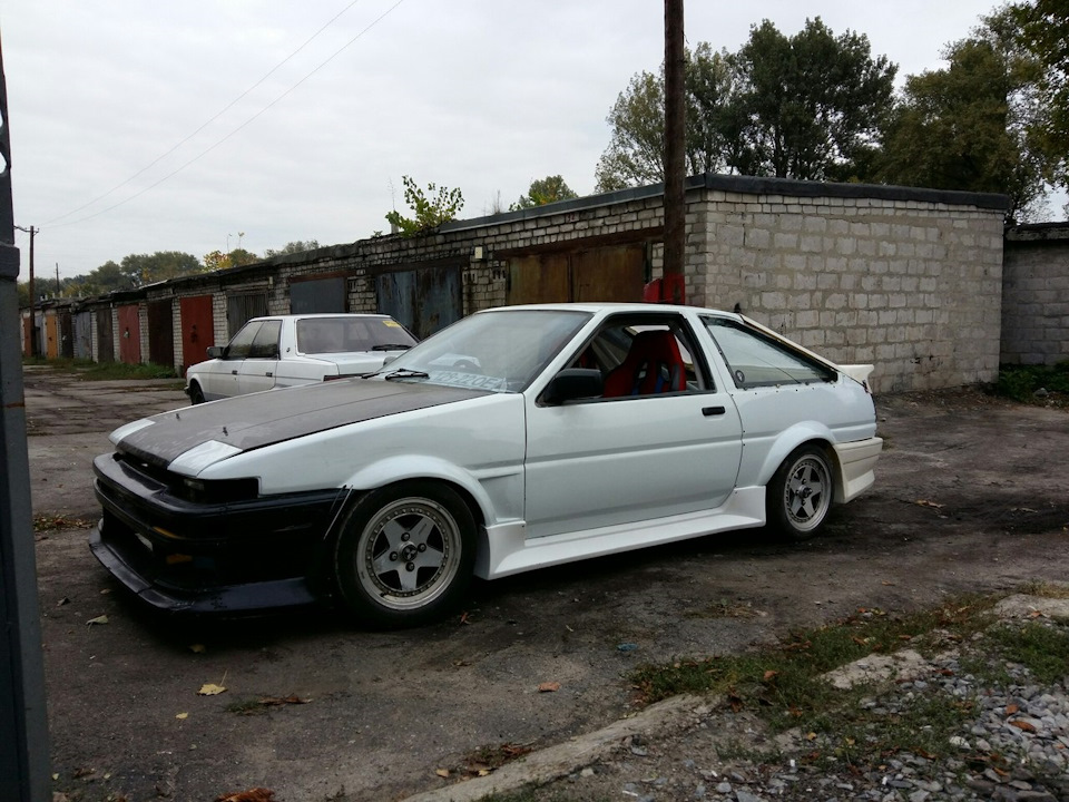 Еще немного пластика и выезд — Toyota Corolla Levin (AE85), 1,5 л, 1986 ...
