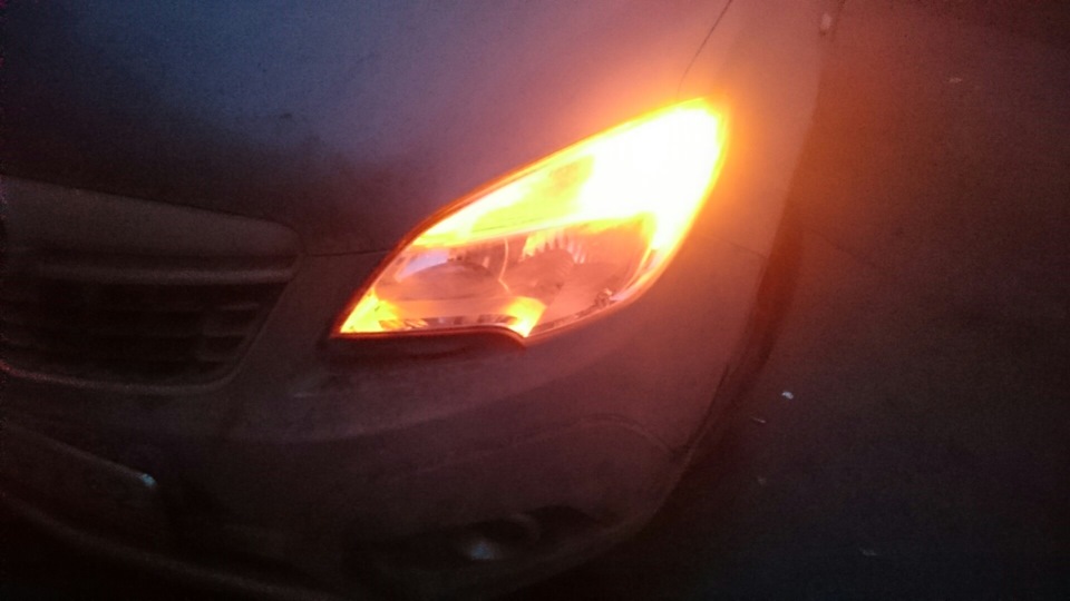 Оранжевые габариты — Opel Mokka (1G), 1,4 л, 2013 года | тюнинг | DRIVE2