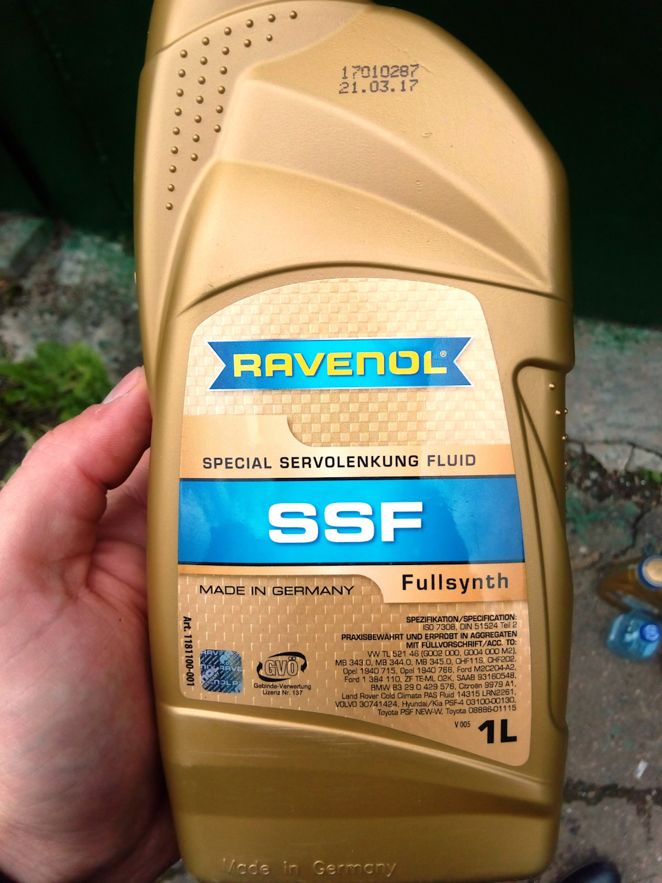 4. Замена жидкости ГУР — Volkswagen Touareg (1G), 3 л, 2009 года ...