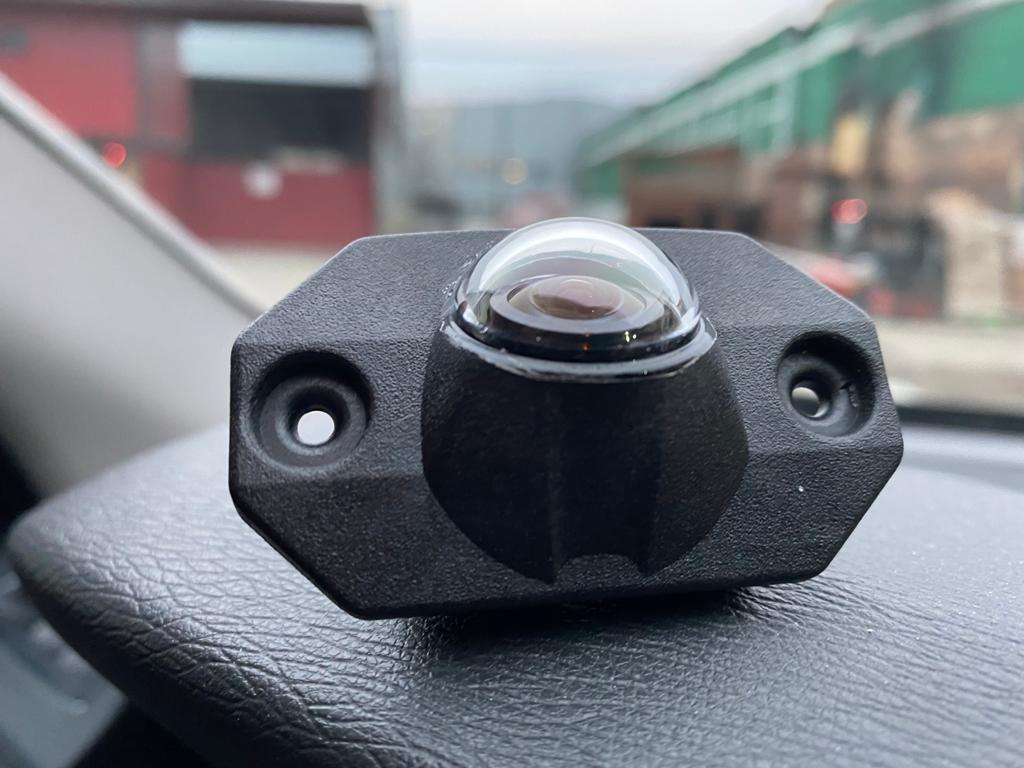 Замена камеры заднего вида 31201009 — Volvo XC70 III, 3,2 л, 2011 года ...