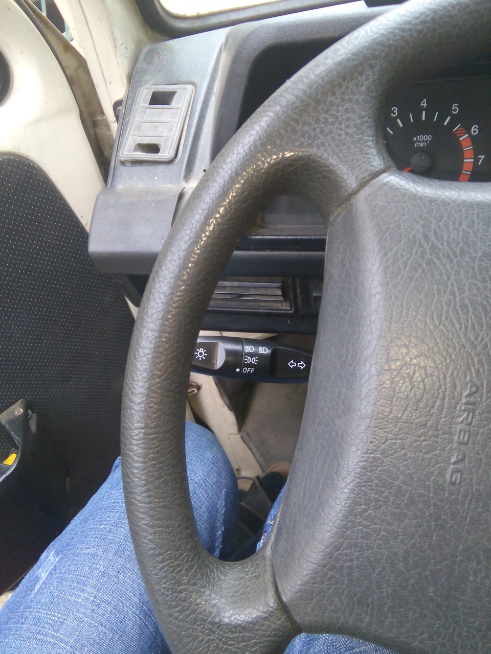 кнопка ближнего света. — Volkswagen Transporter T3, 1,8 л, 1982 года ...